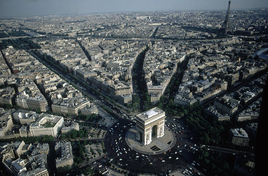 Aerial View Of The Arc De Triomphe by Gordon Gahan