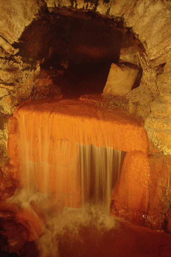 Underground Spring by Adam Hart-Davis / Science Photo Library