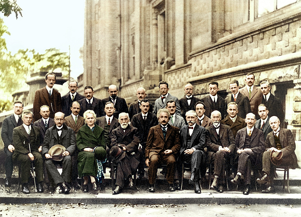 Marie Curie, Niels Bohr, Albert Einstein, Schrodinger, 5th Solvay ...
