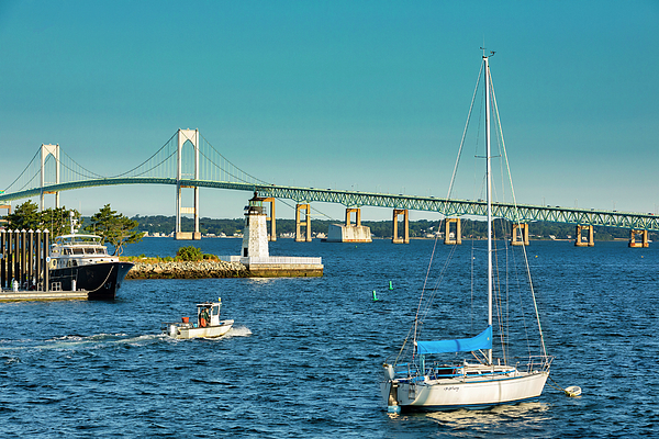 Rhode Island, Newport, Newport Harbor Lighthouse, And Claiborne Pell ...