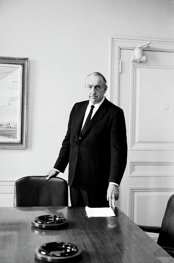 Portrait Of David Packard Photograph by Alfred Eisenstaedt - Metal Posters