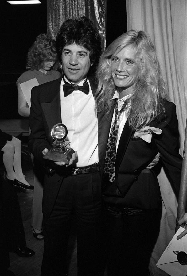 Val Garay And Kim Carnes by Mediapunch