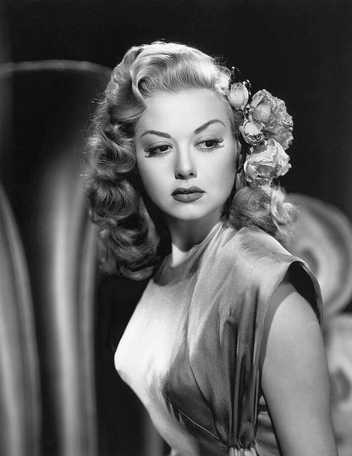 Adele Mara Glamour Pin Up Model Hollywood Vintage 1946 by Silver Screen