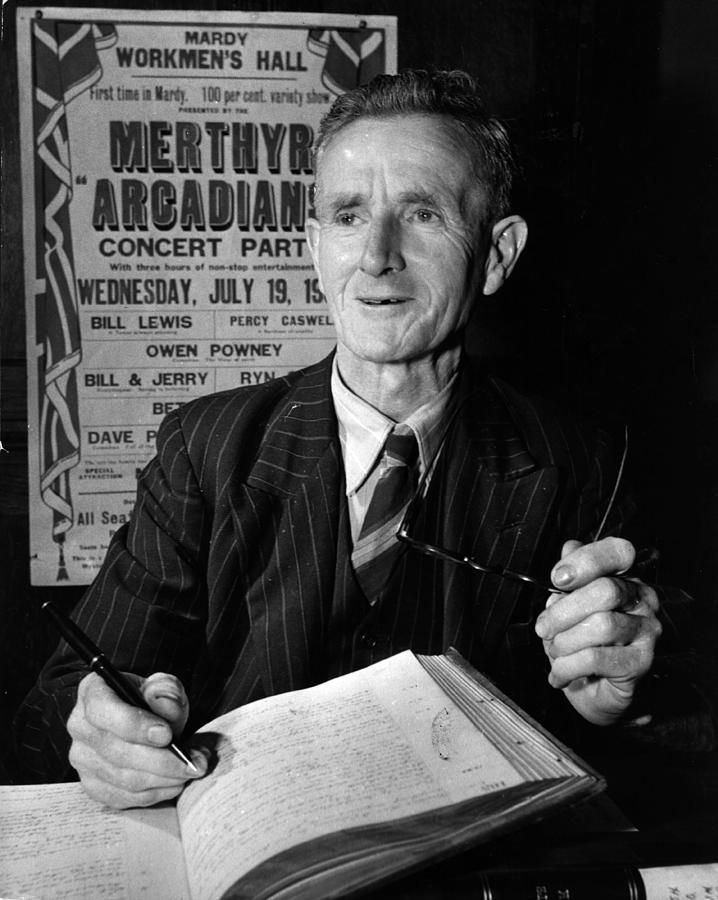 Charlie Jones by George Konig